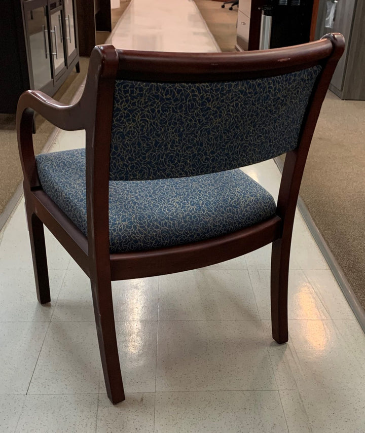 Pre-Owned Guest & Stackable Seating – Office Alternatives